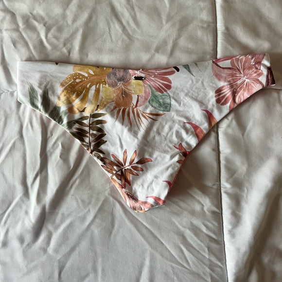 Rip Curl | Swim | Ripcurl Reversible Bikin Bottoms | Poshmark